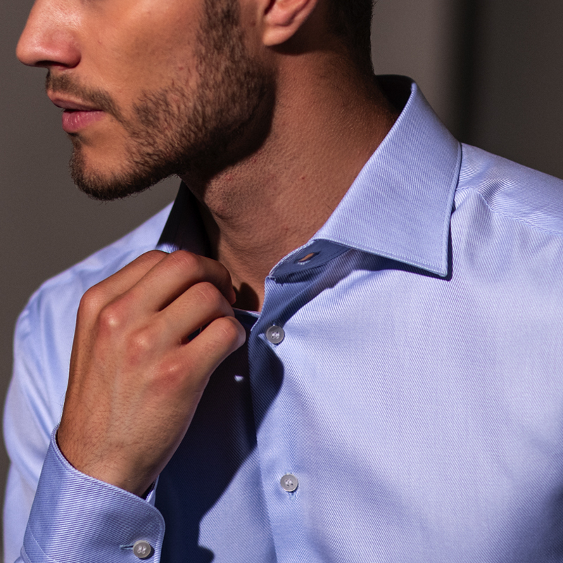 Las mejores camisas azules para hombre - Apposta